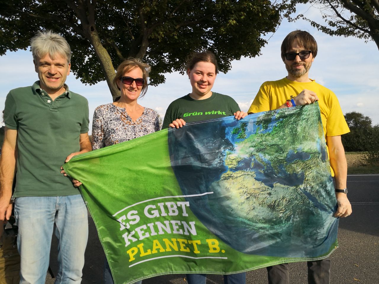 50.000 waren im Hambacher Forst ! | Grüne Drensteinfurt 50.000 waren im Hambacher Forst ! | Grüne Drensteinfurt
